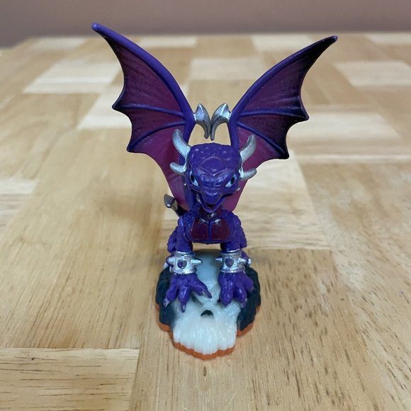 Skylanders | Toys | Skylanders Giants 8500888 Cynder Video Game Figure ...